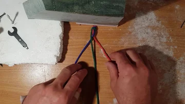 How to Make a Three-Strand Braid: A Step-by-Step Guide