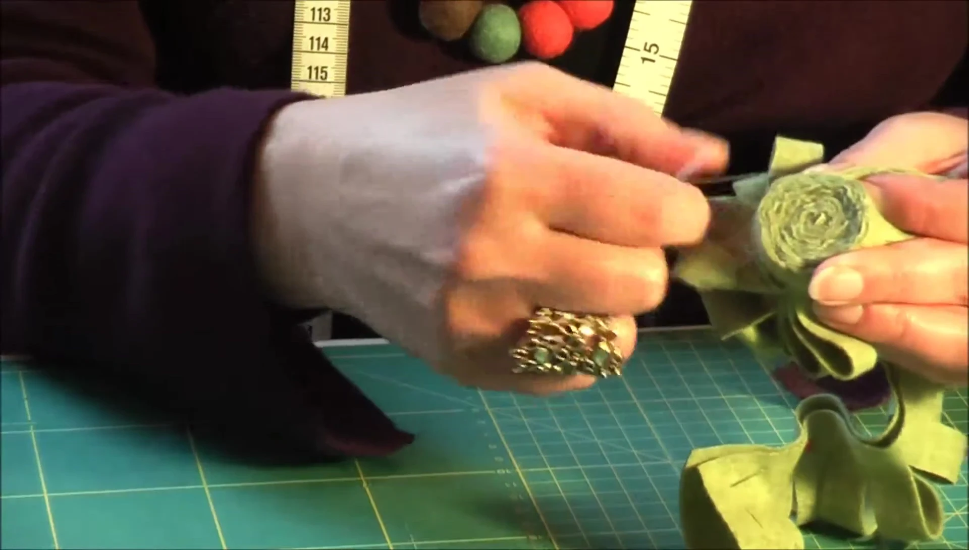 DIY Fabric Brooch: A Step-by-Step Tutorial